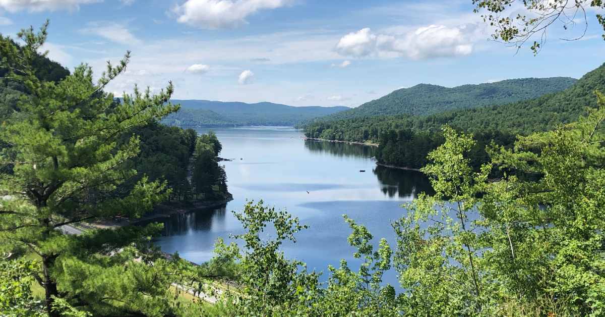 2026 Upstate NY Boating Guide | Launches, Fun, and More!