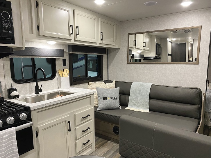 Wayfinder RV Go Play 26BH Review- Affordable Family Camping