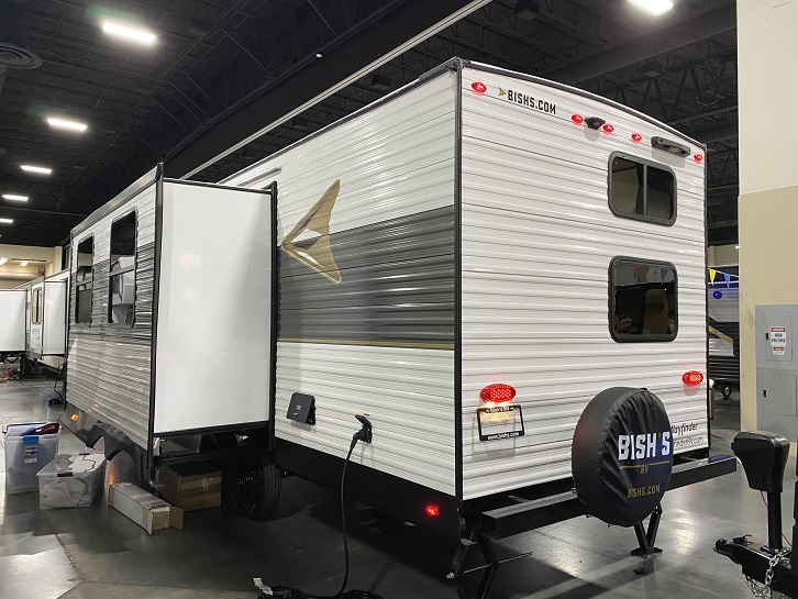 Go Play 26BHS Review- low-cost camping camping