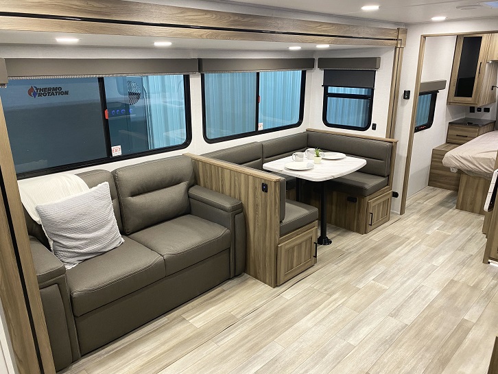 Alliance RV Family Travel Trailer: Delta 281BH Review