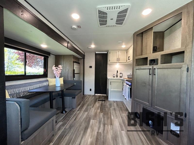 Go Play 26RLS- Couple's Dream Camper Complete Review