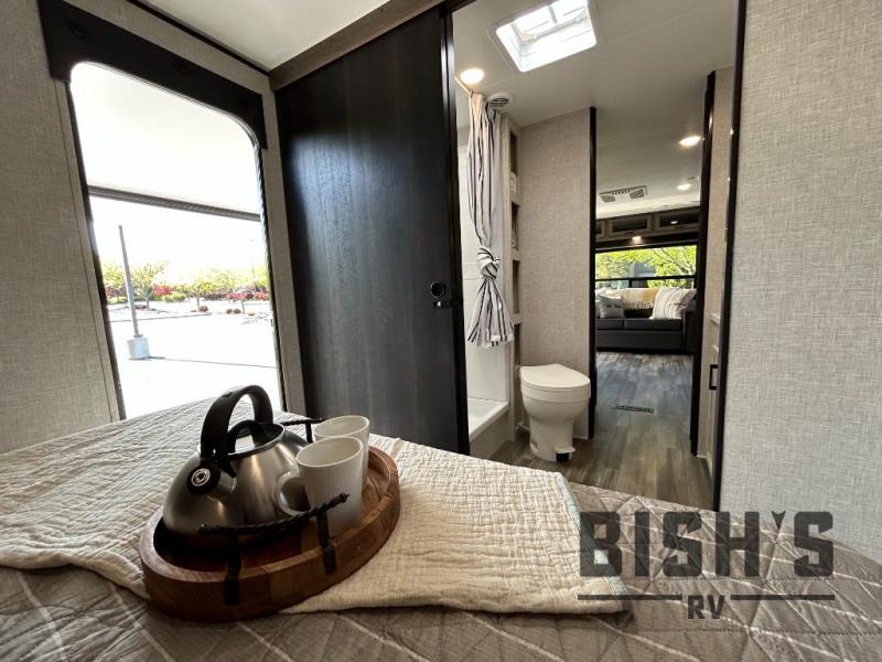 Go Play 26RLS- Couple's Dream Camper Complete Review