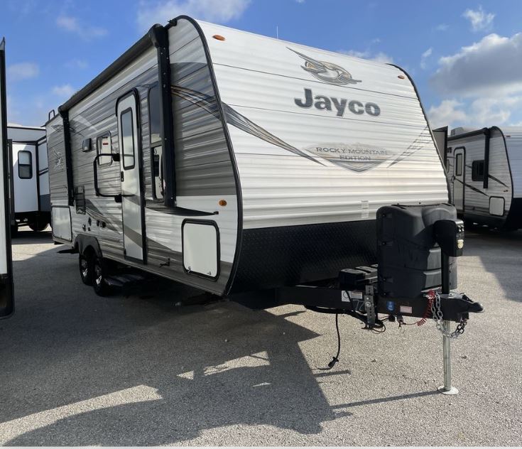 Jayco Jay Flight SLX 8 Travel Trailer Review