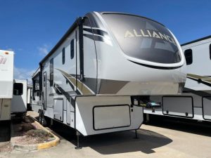 Alliance RV Paradigm Fifth Wheels