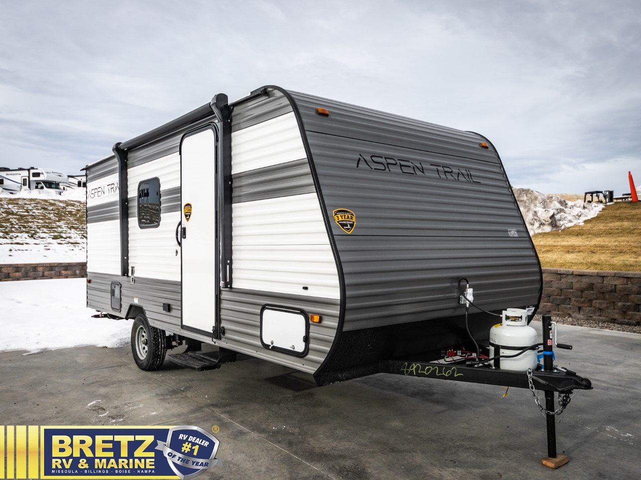 Introducing the 2023 Aspen Trail LE 17BH Travel Trailer