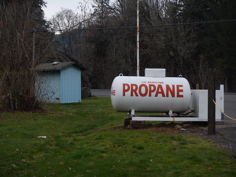 Beginner's Guide to Propane Tanks - Bretz RV & Marine Blog