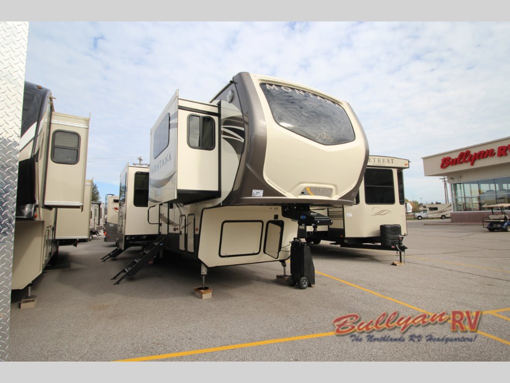 Spacious Living in the Keystone Montana 3730FL Fifth Wheel with Six ...