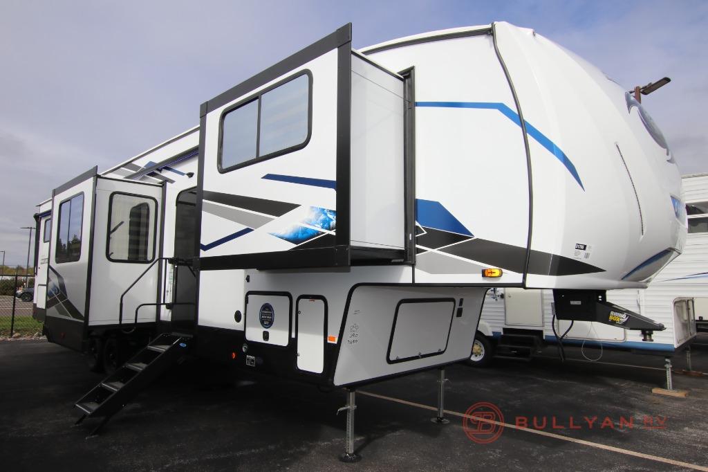 3 RVs with a Bath and a Half You'll Absolutely Love - Bullyan RVs Blog