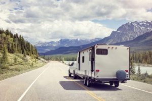 RV Towing Safety Canada: Travel Trailer & Fifth Wheel Guide