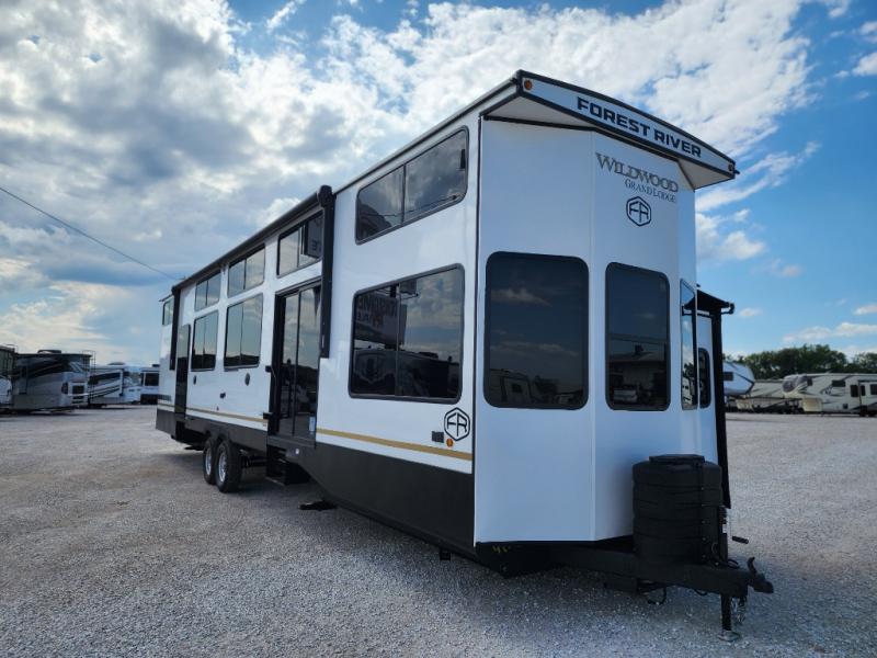 Destination Trailers
