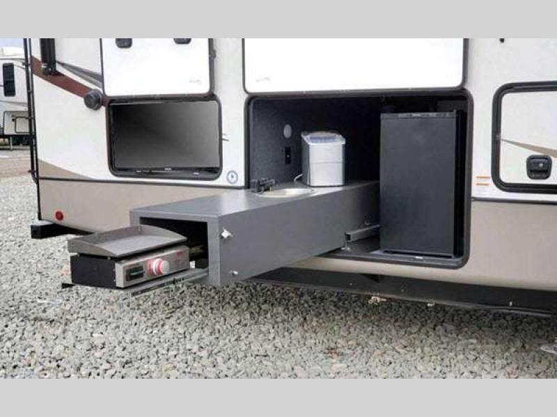 RVs with Outdoor Entertainment: 3 Units You Have to See - Cousins RV Blog