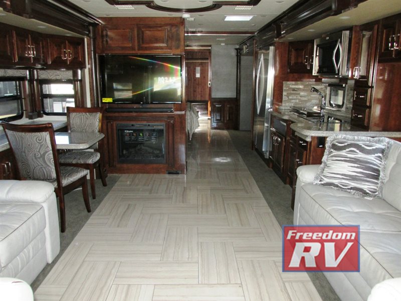 Luxury on Wheels: The American Coach American Revolution Class A ...