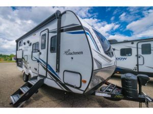 Coachmen RV Freedom Express Ultra Lite Travel Trailer Review