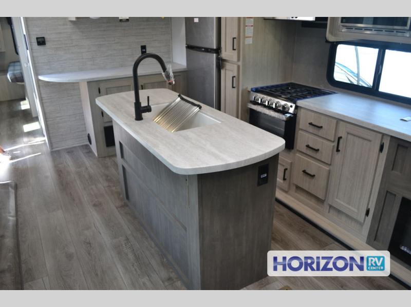 RVs with kitchen islands.