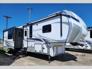 Keystone Avalanche fifth wheel review
