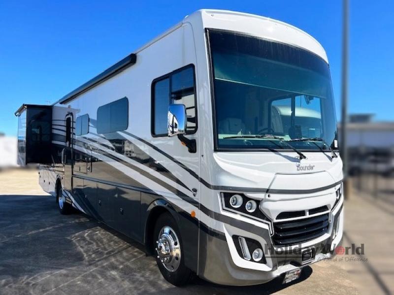 Fleetwood RV Bounder Class A motorhome