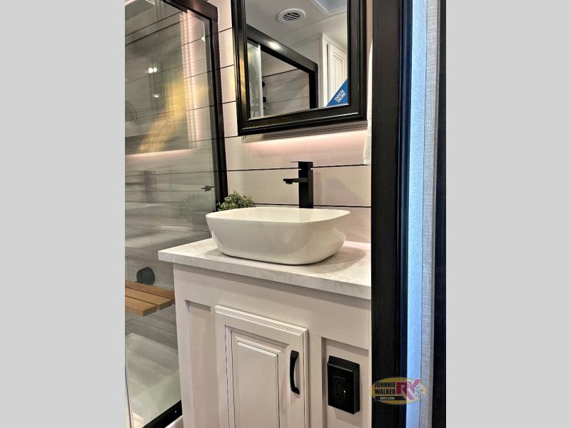 RV with a Walkthrough Bathroom