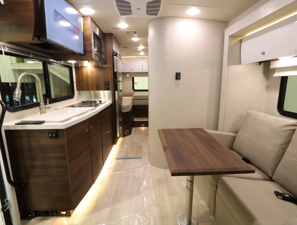 2020 Winnebago View | Lichtsinn RV Blog
