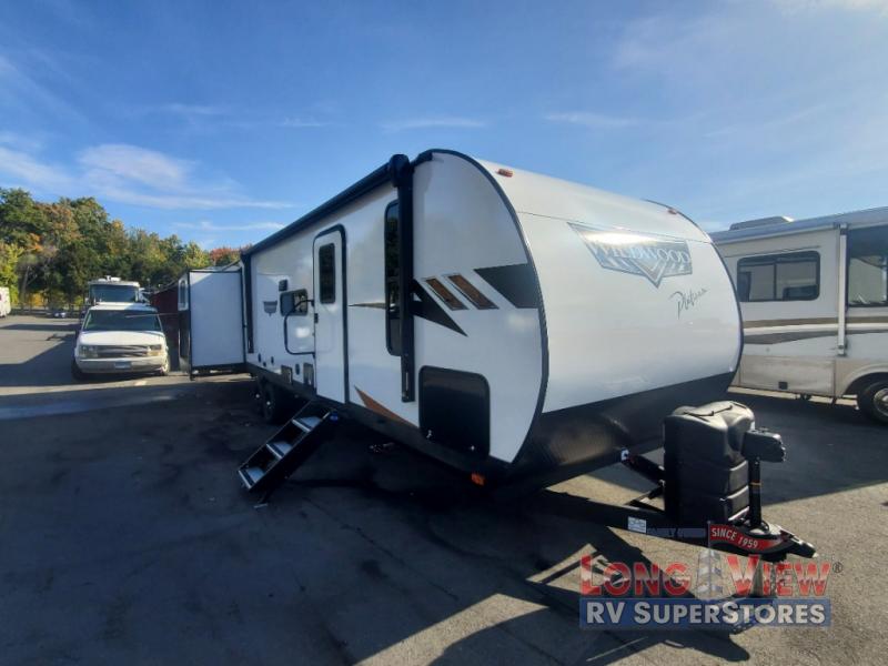 RVs that Sleep 9 and Up