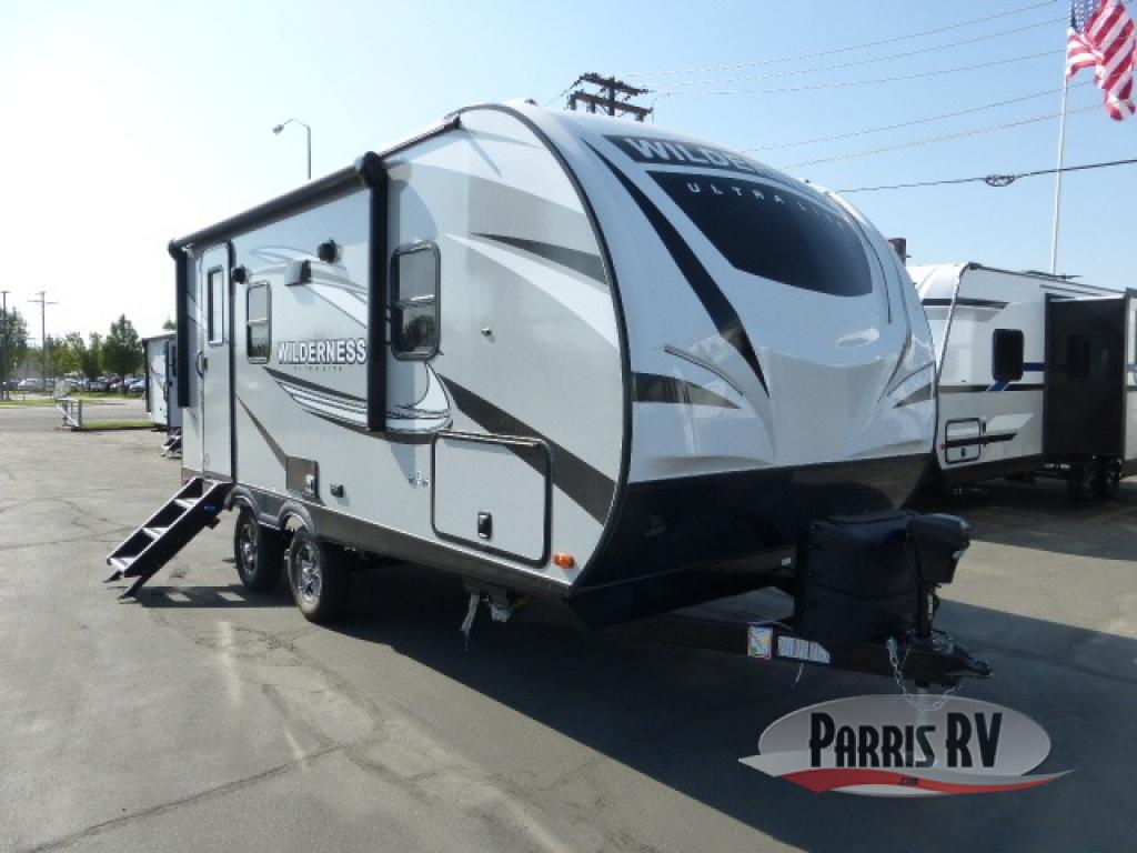 Heartland Wilderness Travel Trailer Review: 4 Luxury Floorplans ...