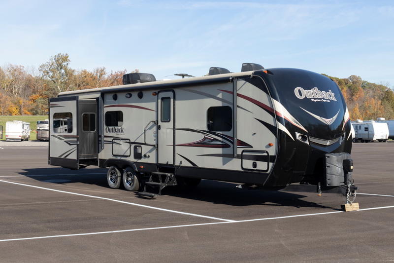 Choosing the Best Fifth Wheel Hitch - Petes RV Blog