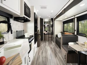 The Ultimate Travel Experience with Jayco® Jay Flight® RVs - Petes RV ...