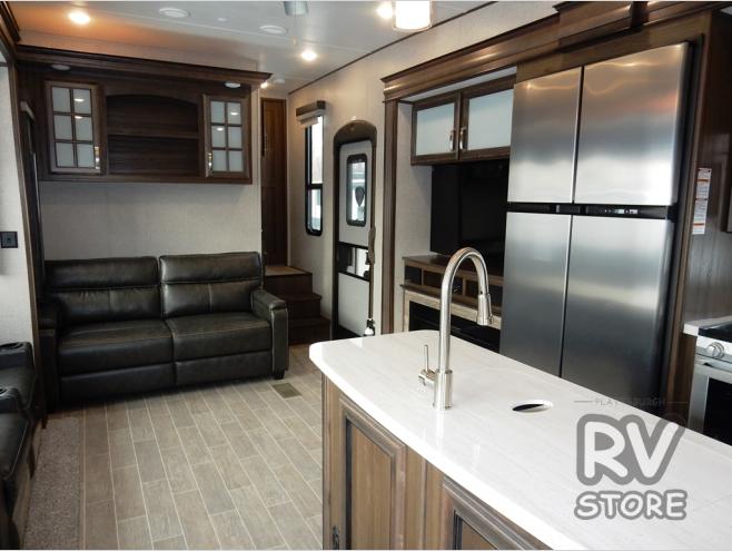 Feature Friday - New 2020 Keystone RV Avalanche