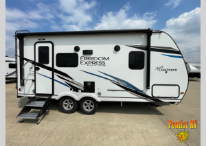 Coachmen RV Freedom Express Ultra Lite Travel Trailer Review