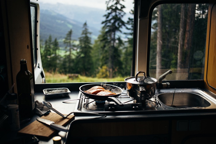 How to Cook in an RV | Tips for Easy and Delicious Meals
