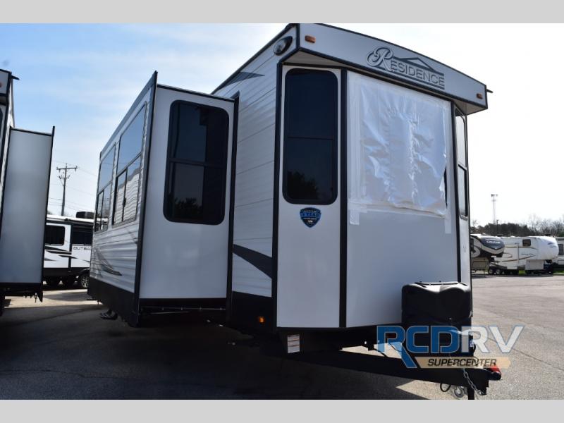 Keystone RV Residence Destination Trailer Review: 2 Ways to Spend Your ...