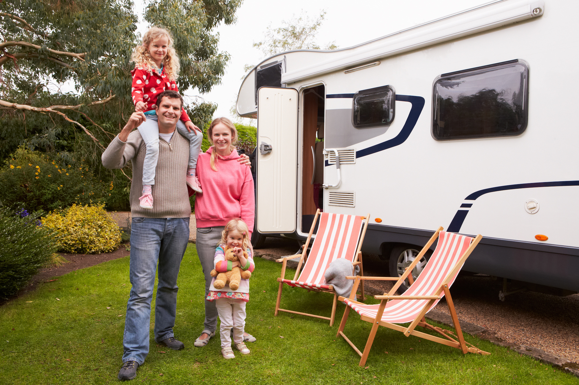 What RV Type Is Best For Families With Kids? - RV Dynasty Blog