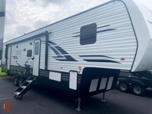Toy Hauler Fifth Wheel Review - RV Roadway Calera & Opelika, AL