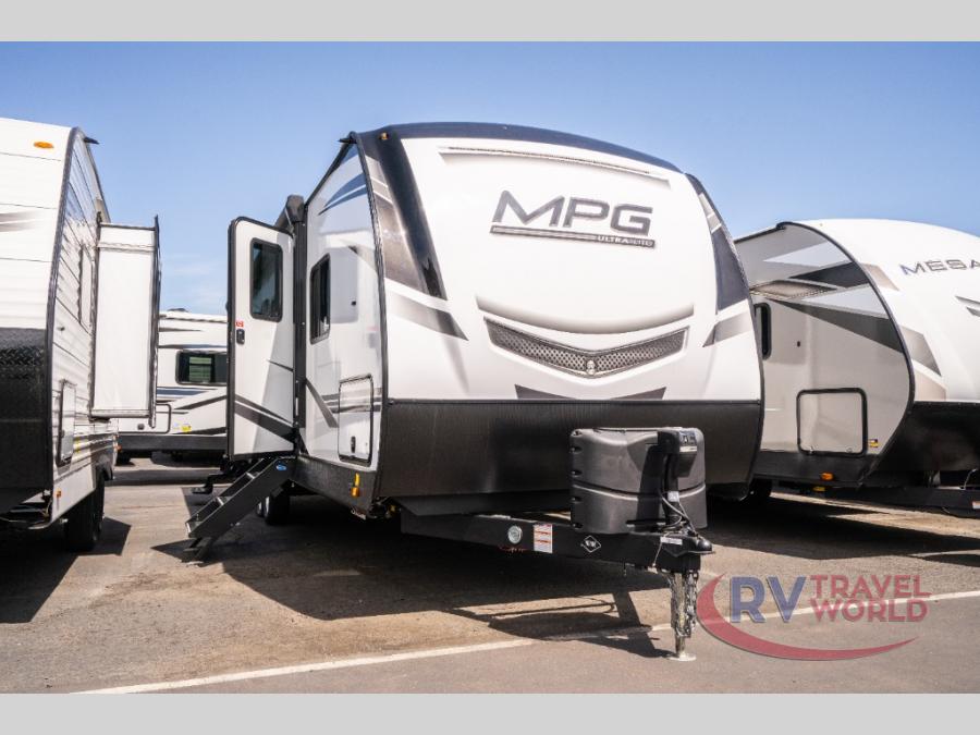 RVs That Sleep 9 and Up