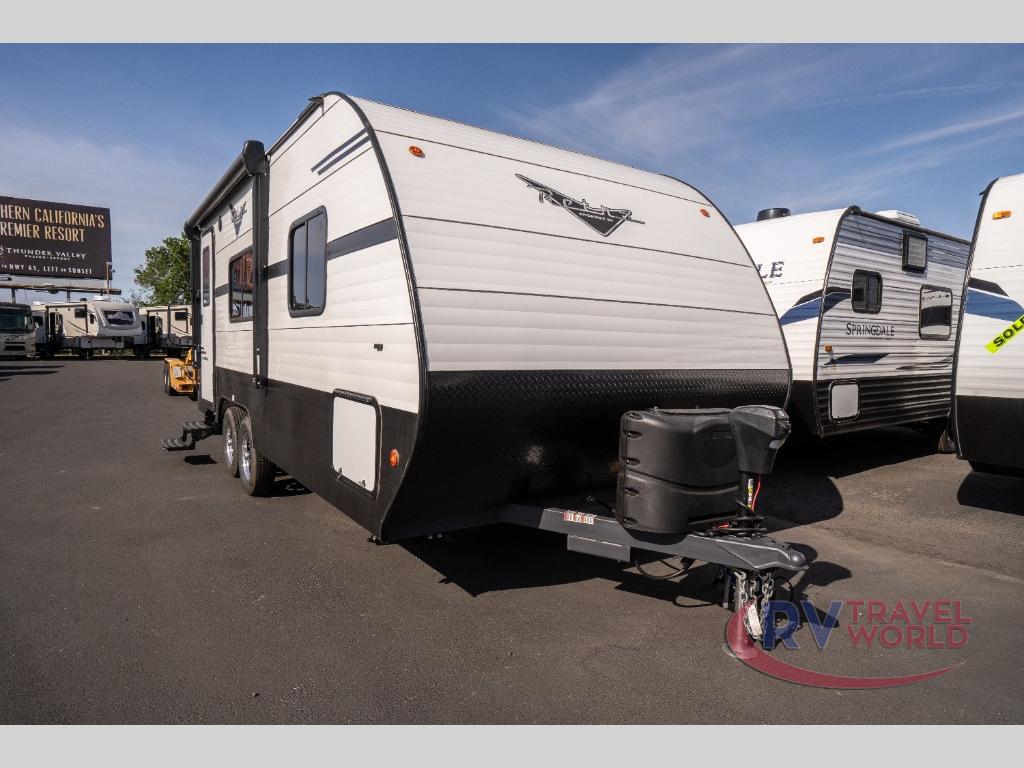 2022 Riverside Retro 211 travel trailer review
