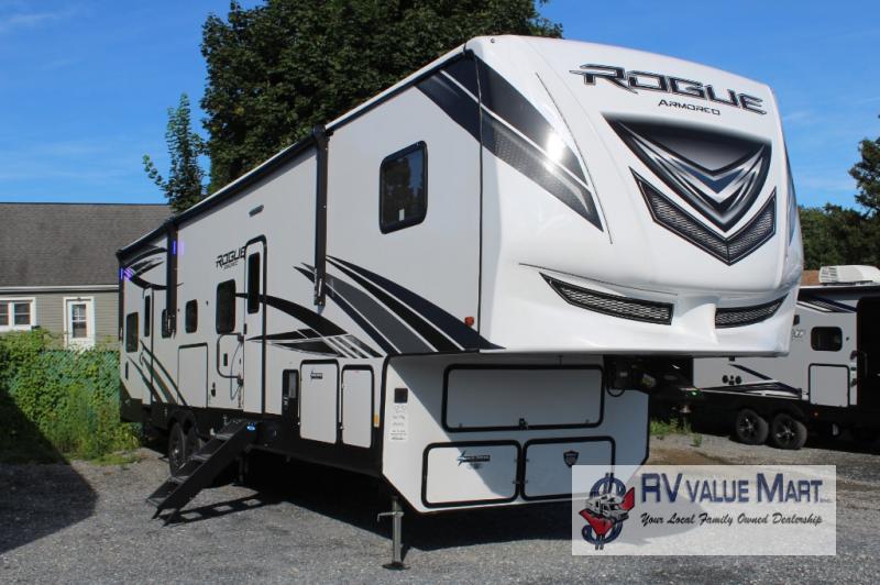Forest River Vengeance Rogue Armored Toy Hauler Fifth Wheel Review: 3 ...