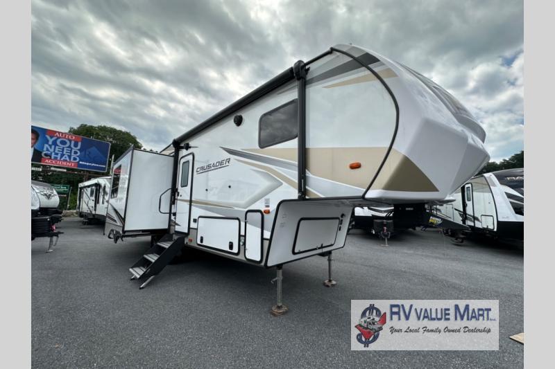 Prime Time RV Crusader Fifth Wheel Review