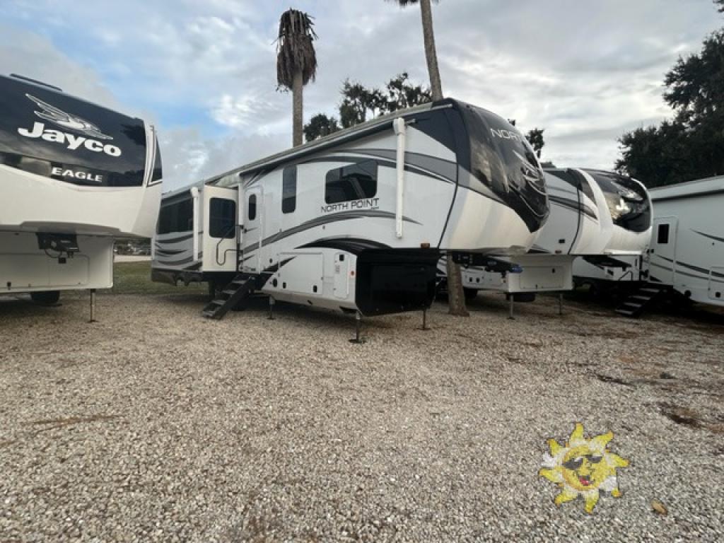 Jayco North Point Fifth Wheel