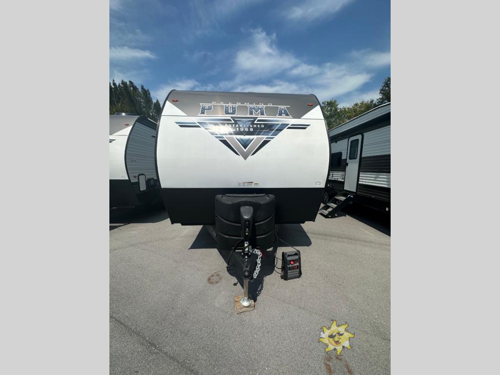 Palomino Puma Travel Trailer