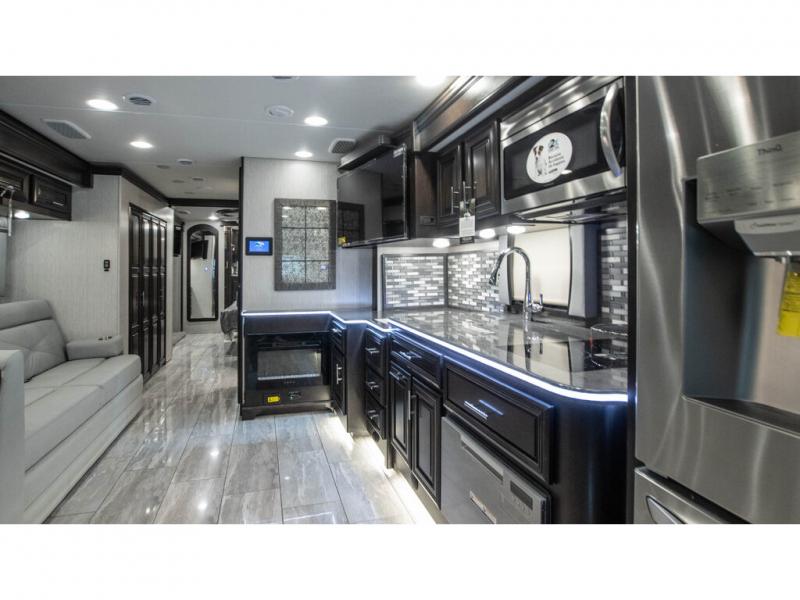 RVs with Sleeping for 6 to 8