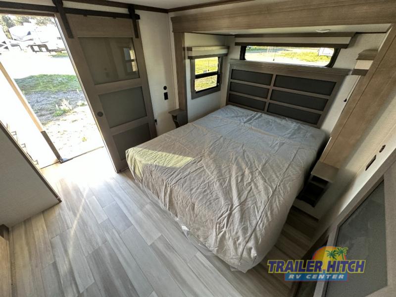 RVs with Dual Bathrooms