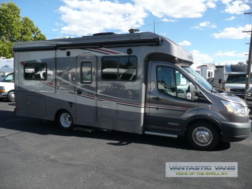 Winnebago Ford Fuse Motorhome: Perfect For 2