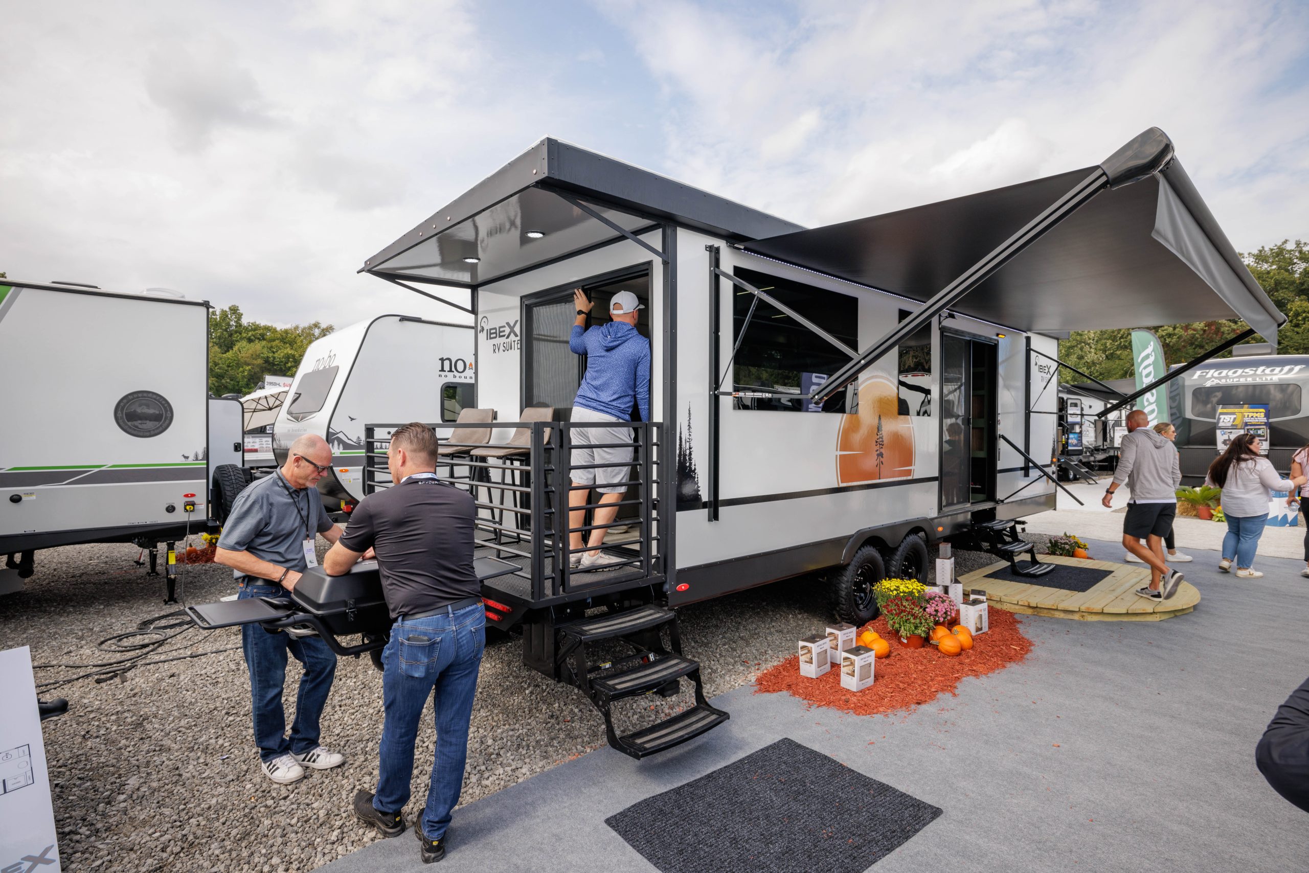 ‘Revolutionary’ Ibex/NoBo RV Suite is RVB ‘RV of the Year’