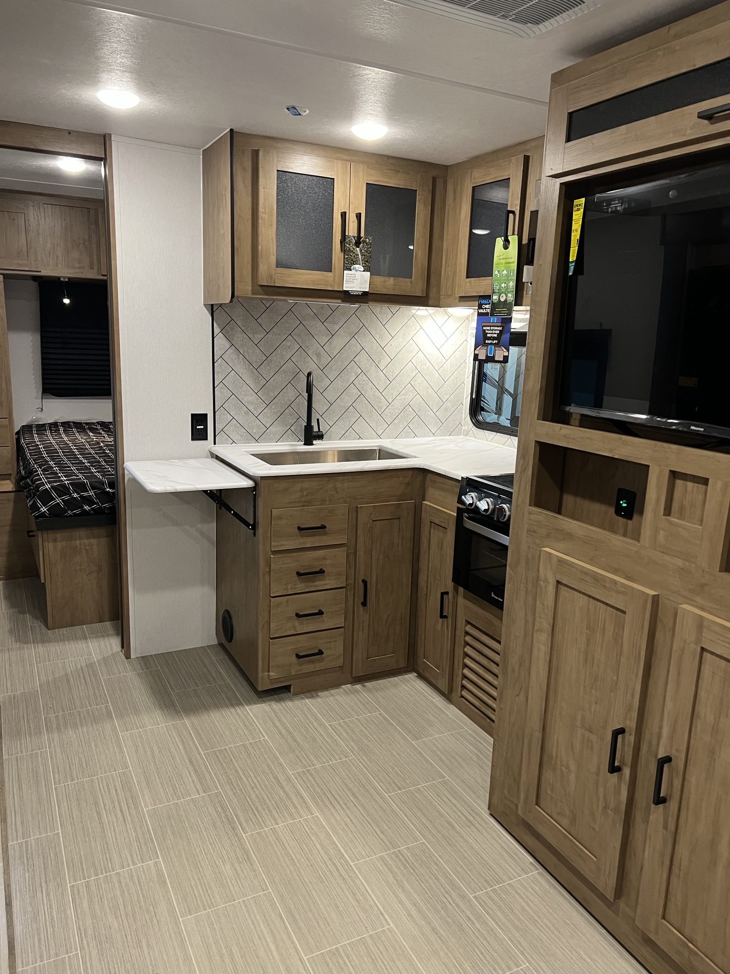 Best Travel Trailer Brands: Freedom Express by Coachmen RV