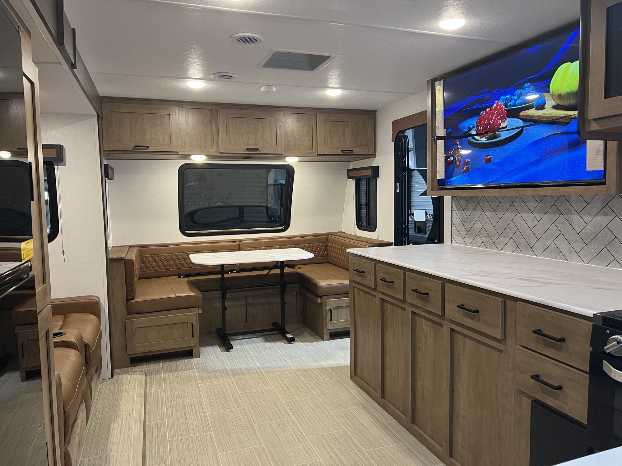 Best Travel Trailer Brands: Freedom Express by Coachmen RV